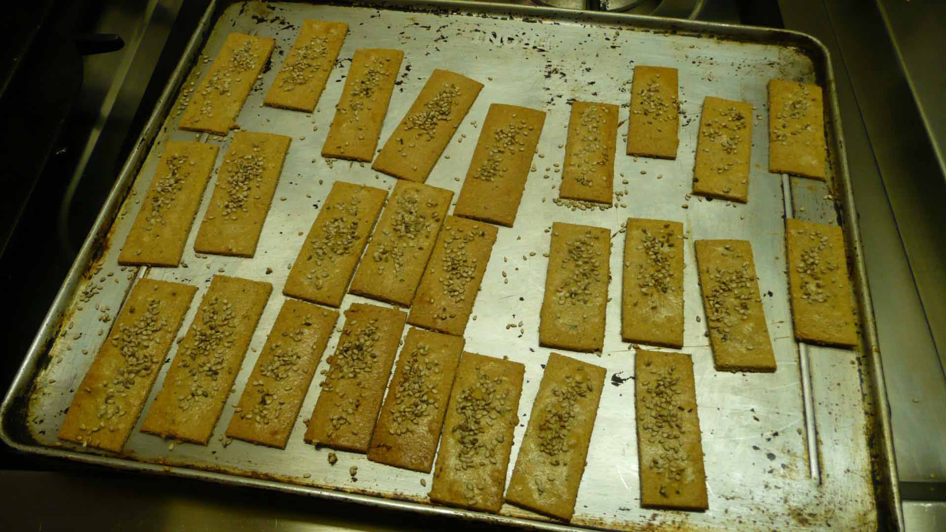 Chickpea crackers - The Blood Sugar Diet by Michael Mosley