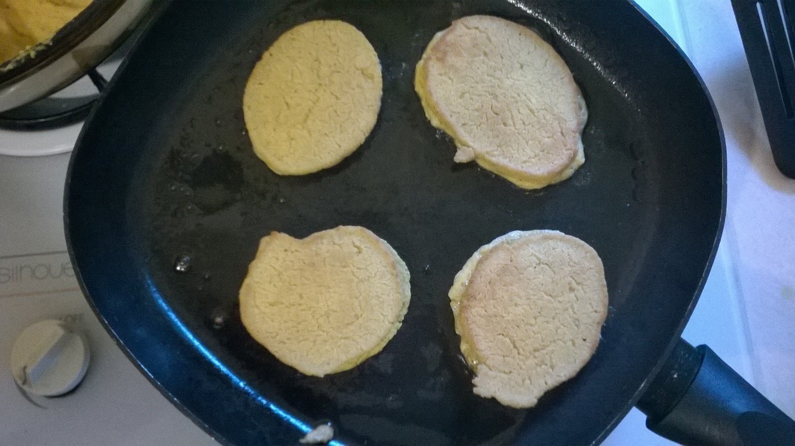 Besan (chickpea) savory pikelets - The Blood Sugar Diet by Michael Mosley